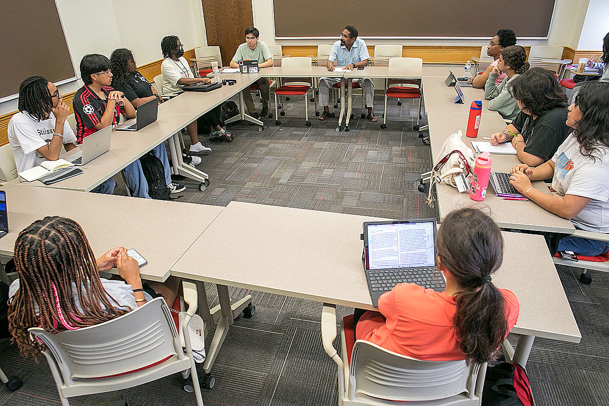 Collegiate Scholars and Space Explorers | College and Career Readiness