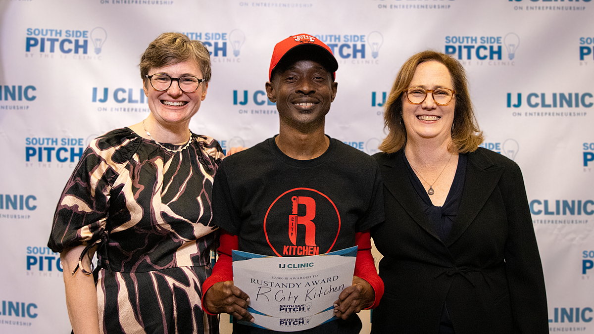 Block Club Chicago: R City Kitchen sweeps | UChicago Civic Engagement